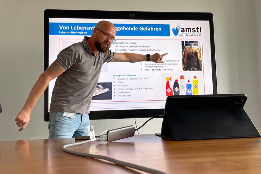 amsti - Gesundheit und Sicherheit im Betrieb - Sicher ∙ Gesund ∙ Geprüft